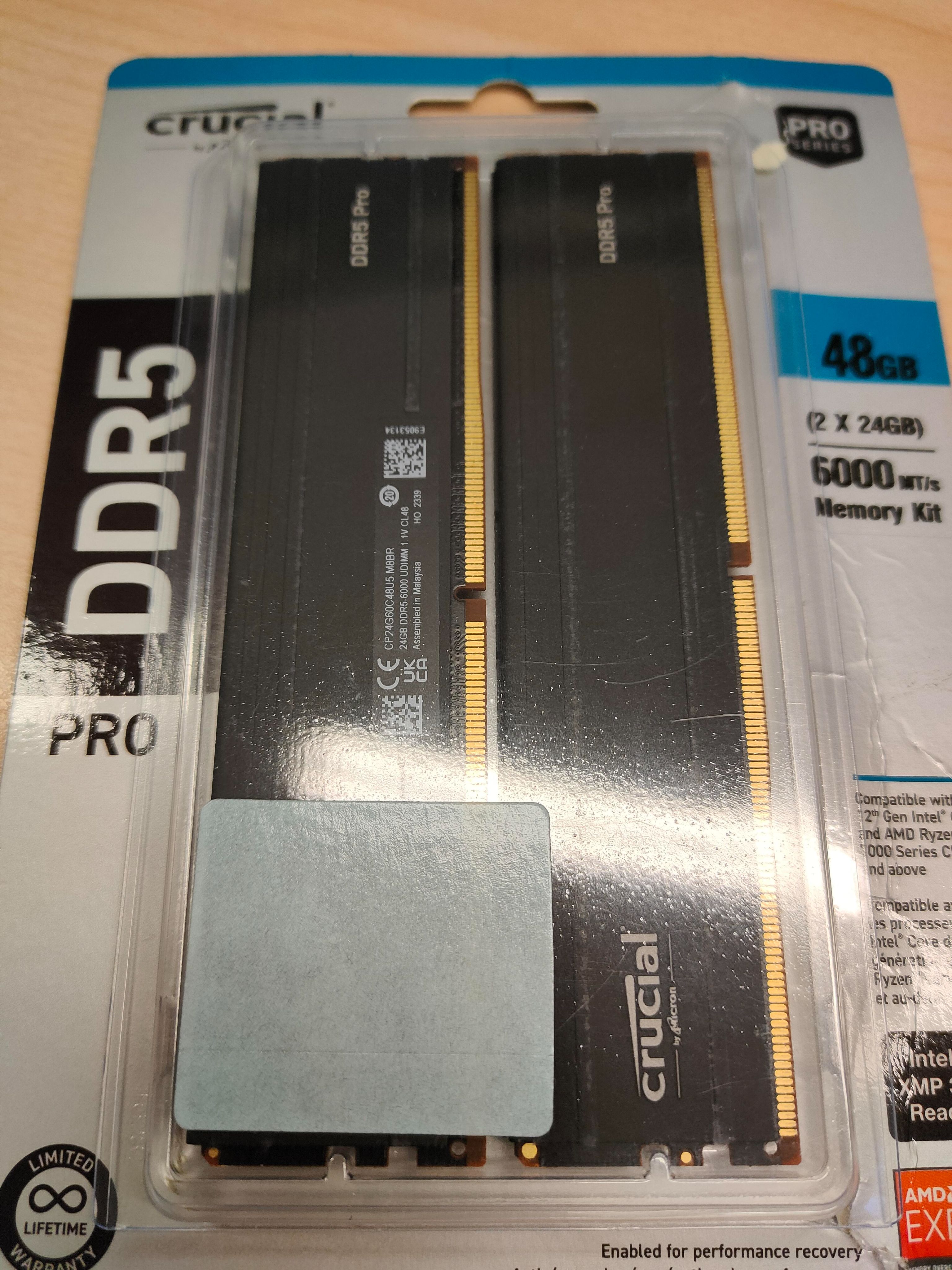 美光 Crucial PRO DDR5-6000 48G（24G*2）